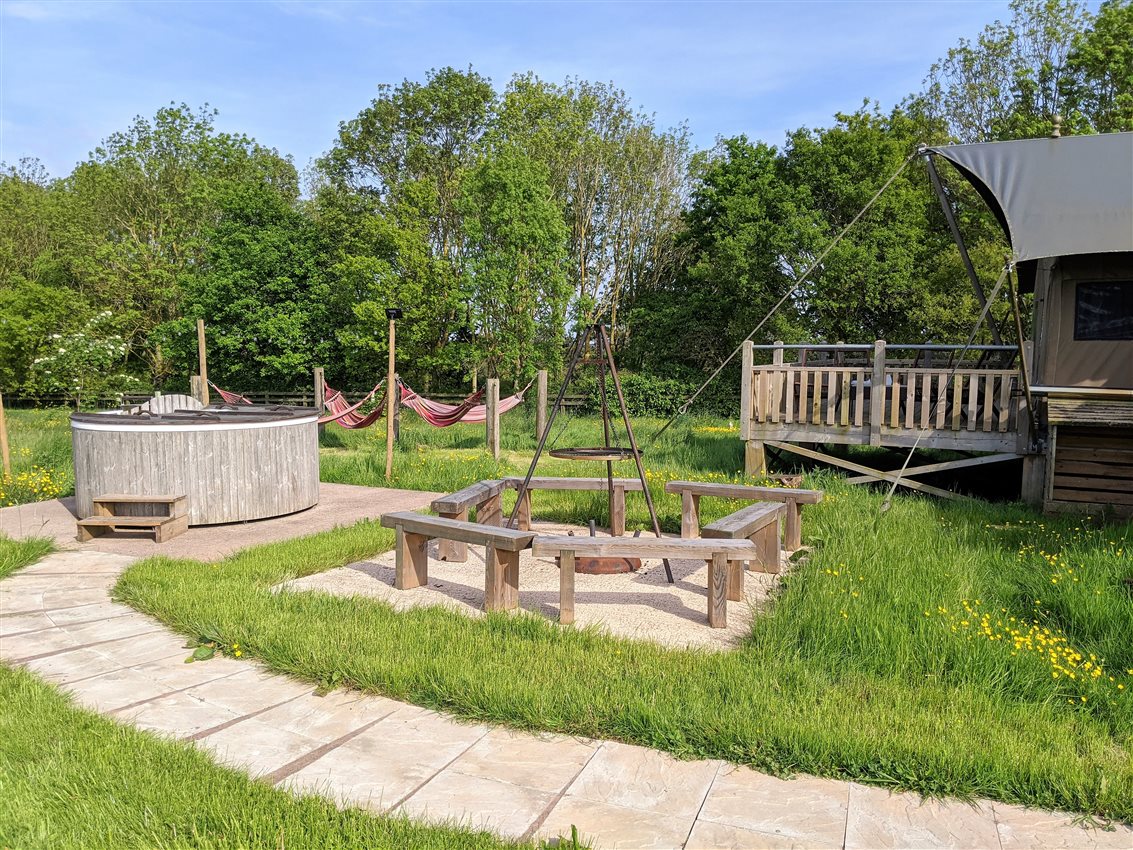 Middle Stone Farm Glamping | Farm Stay